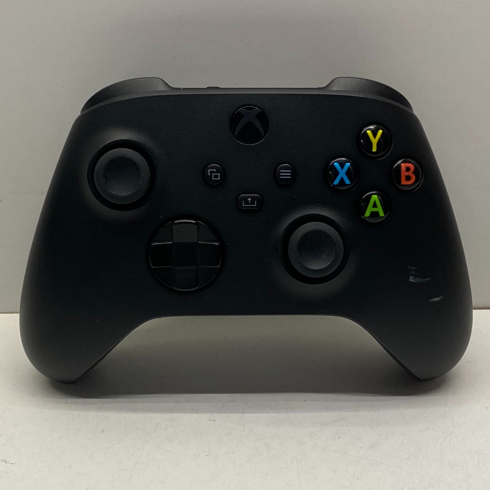 Pre-owned Microsoft Xbox One/ Series S/X Wireless Controller in Black - Own4Less